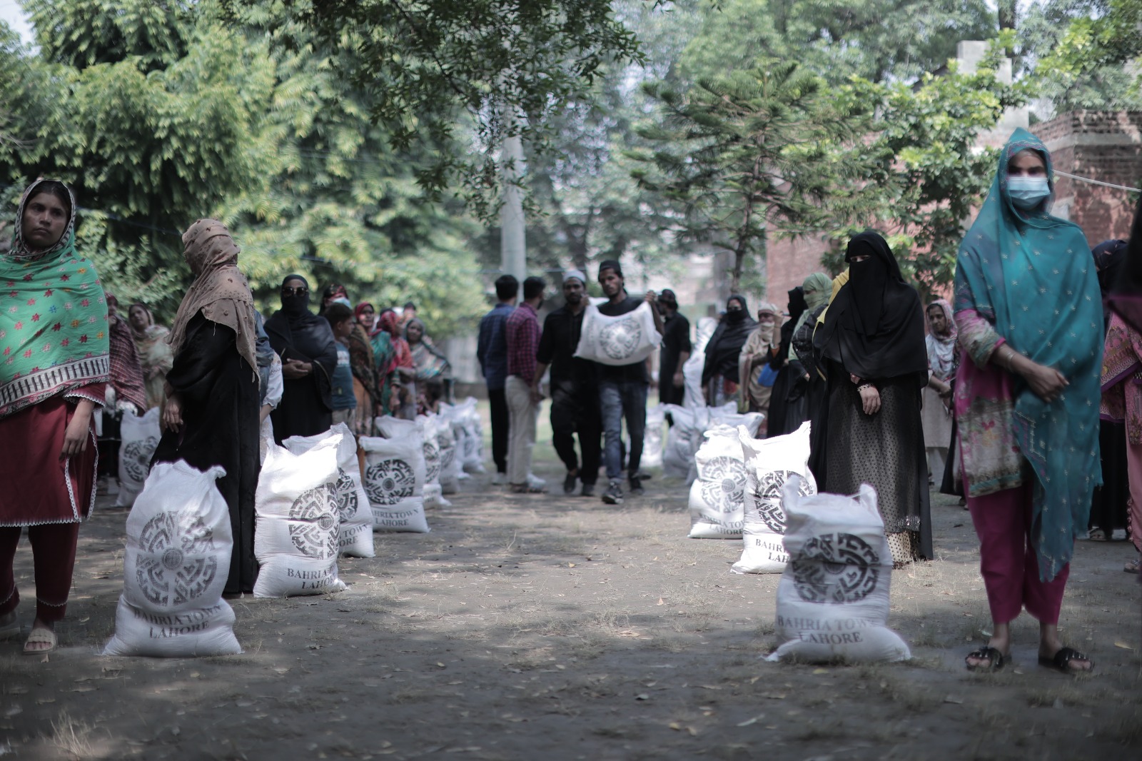 Bahria Town At the Forefront of Free Ration Distribution to Thousands ...
